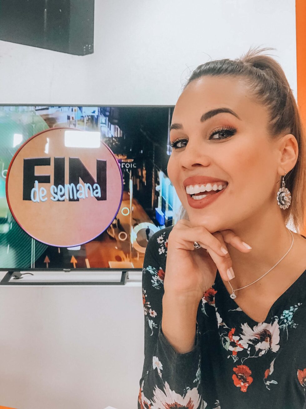 Presentadora | Raquel Arias